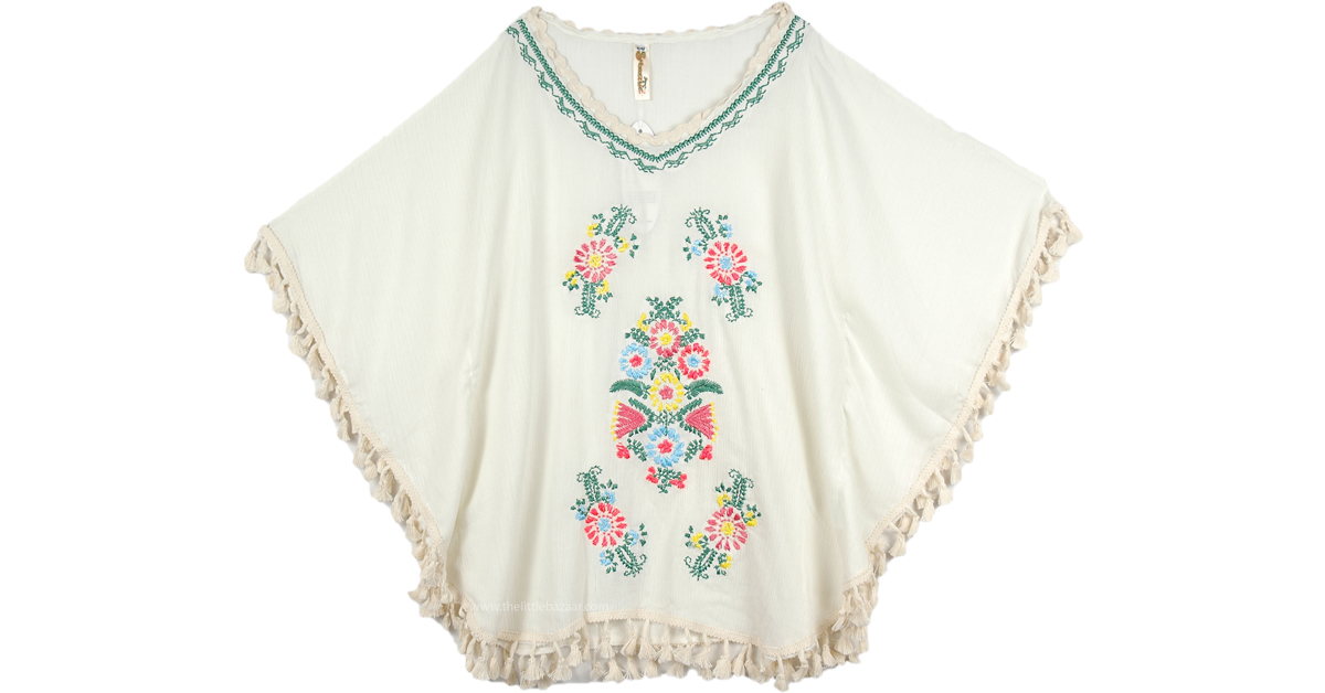 Short Poncho Top in White with Embroidery | Tunic-Shirt | White | Yoga